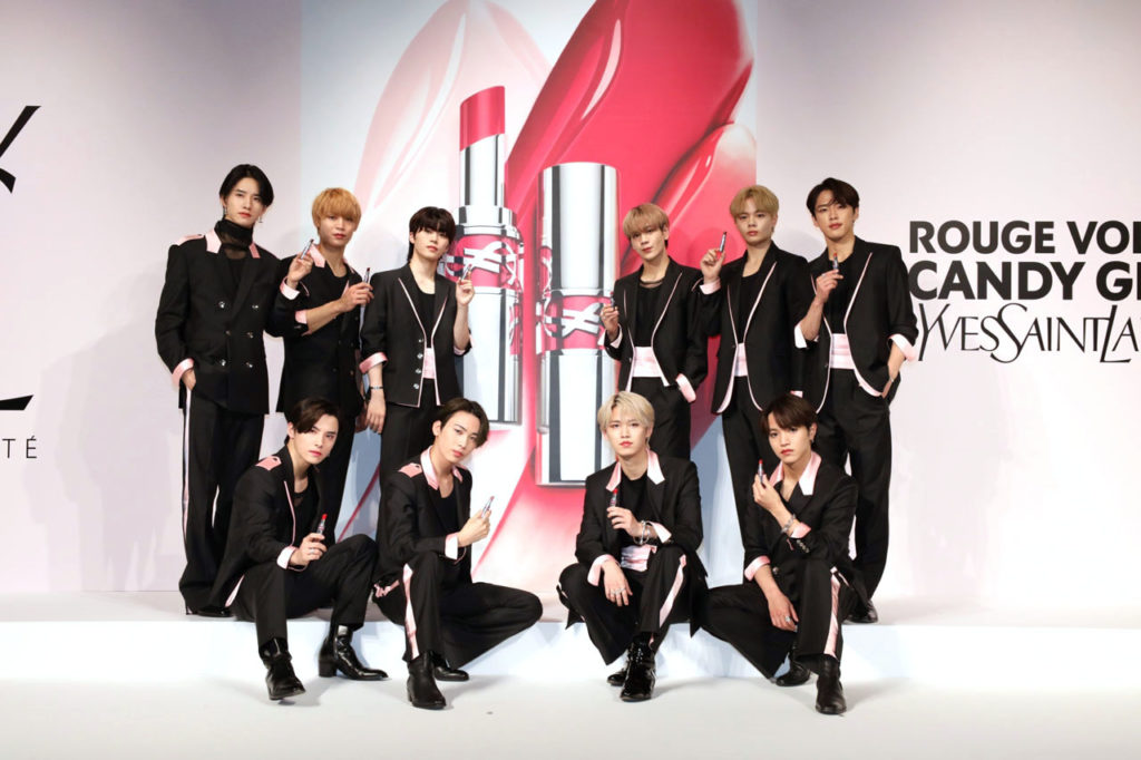 JO1 YSLの正式なジャパン アンバサダー就任で鶴房汐恩「これからもっとかっこ良く」！新作リップのつけ心地や1人1人の書き初めは？【トーク部分ロングめ】