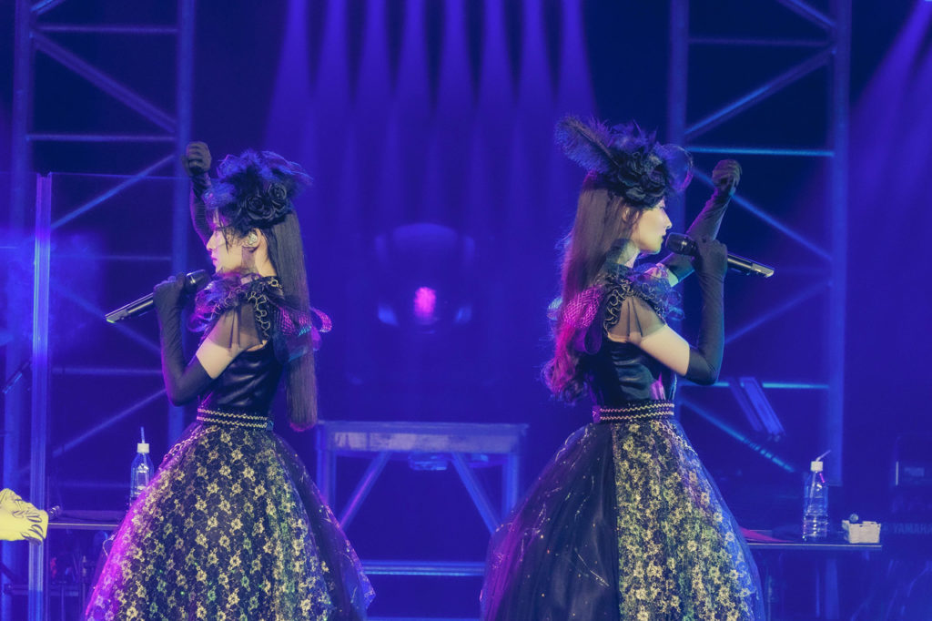 ClariSライブハウス公演へカレン「音を浴びてる感覚」