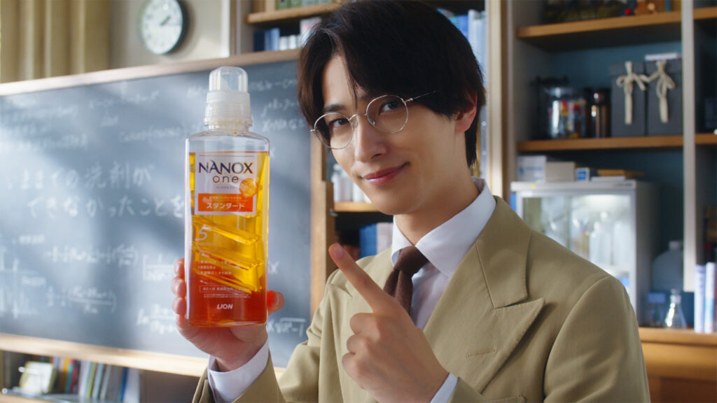 横浜流星クールな若き天才教授で「NANOX one」新TVCM！小池栄子、今田美桜と登場