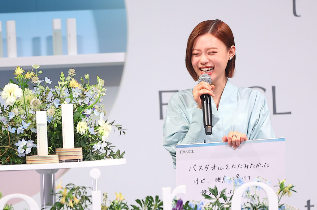 杉咲花ファンケル『toiro』イメージキャラ起用で「愛おしいCM」！深夜食に後悔も